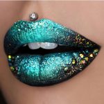 Labiales Metalizados - Ideas de maquillaje 2023 - Muy Trendy