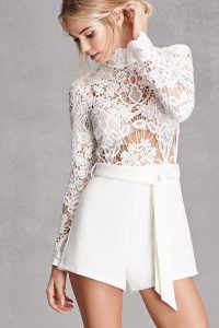 Outfits mujer con short blanco - Como combinar 2026 - Muy Trendy