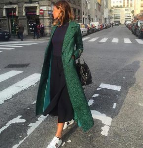 Como combinar verde oscuro - Outfits para mujer 2025 - Muy Trendy
