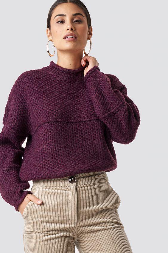Outfits con suéter morado para mujer 2026 - Como combinarlo - Muy Trendy
