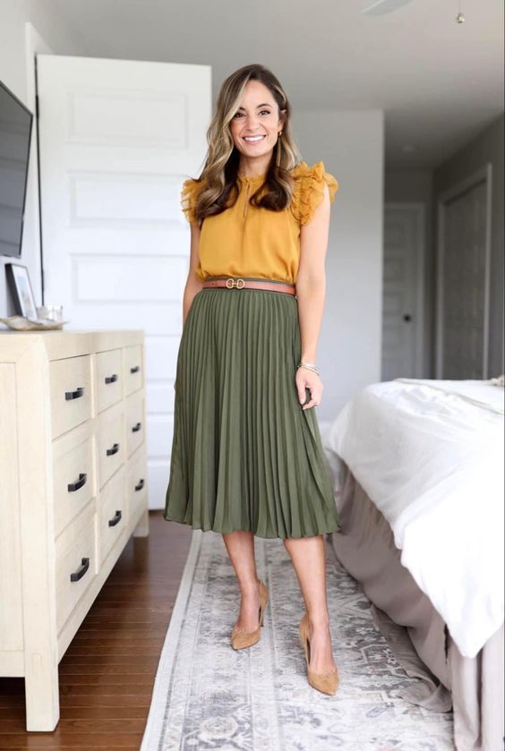 Como combinar falda verde militar 2025 - Outfit mujer - Muy Trendy