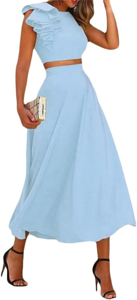 Outfit con falda celeste 2026 - Como combinar - Muy Trendy